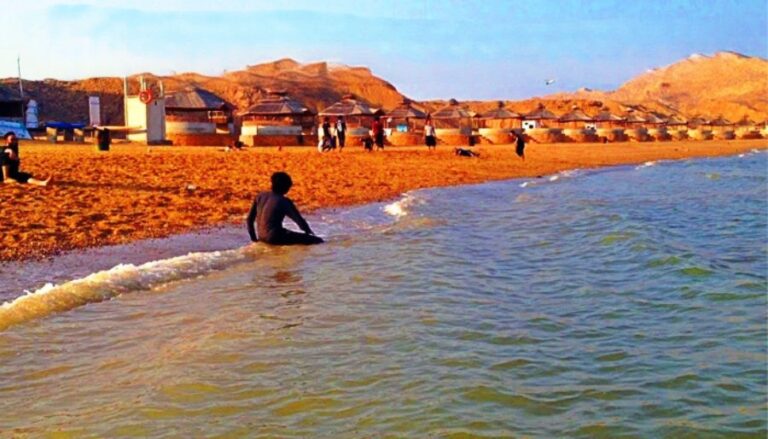 List of All Beaches in Pakistan - The Land Of Pure People - PAKISTAN