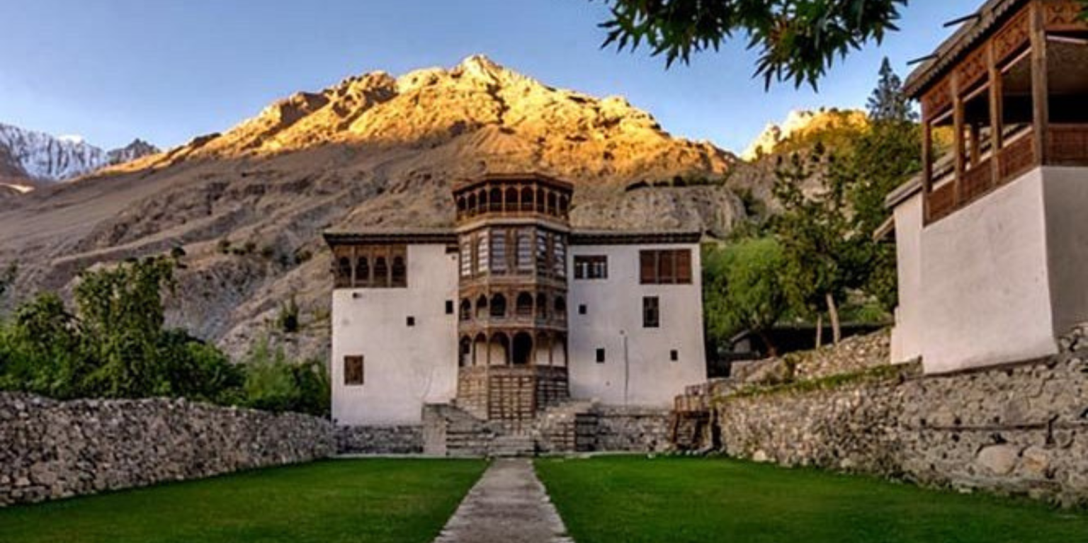 List of Palaces in Pakistan - The Land Of Pure People - PAKISTAN