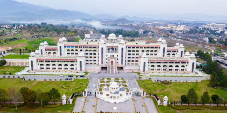 List of Palaces in Pakistan - The Land Of Pure People - PAKISTAN